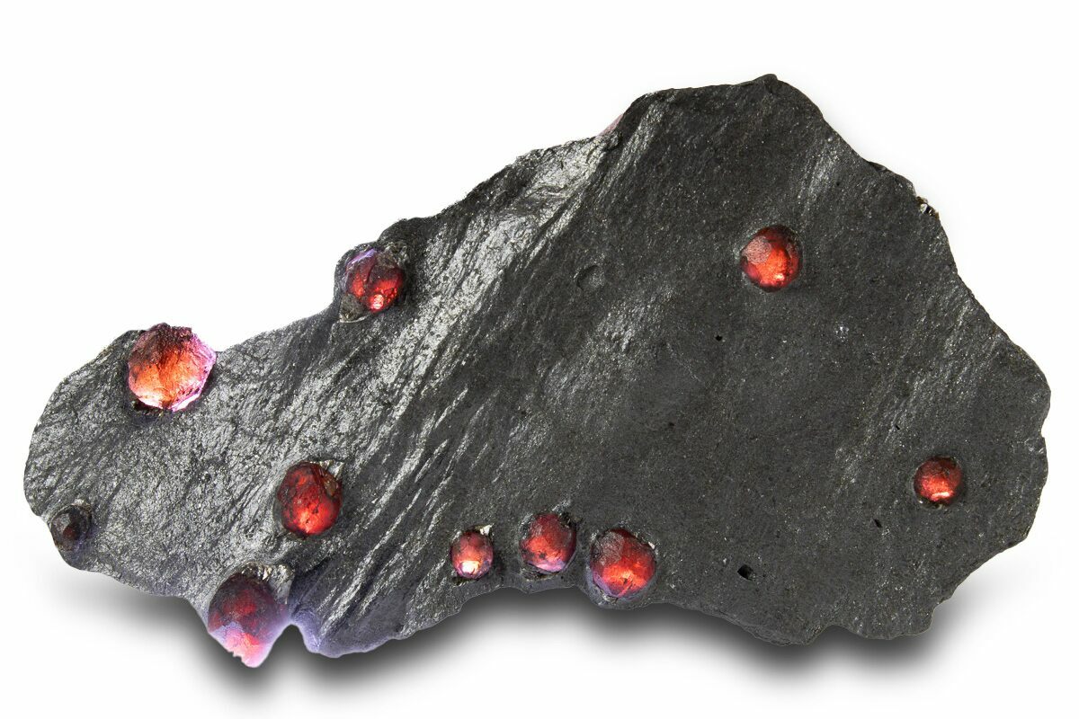 3.65" Plate of Ten Red Embers Garnets in Graphite - Massachusetts ...